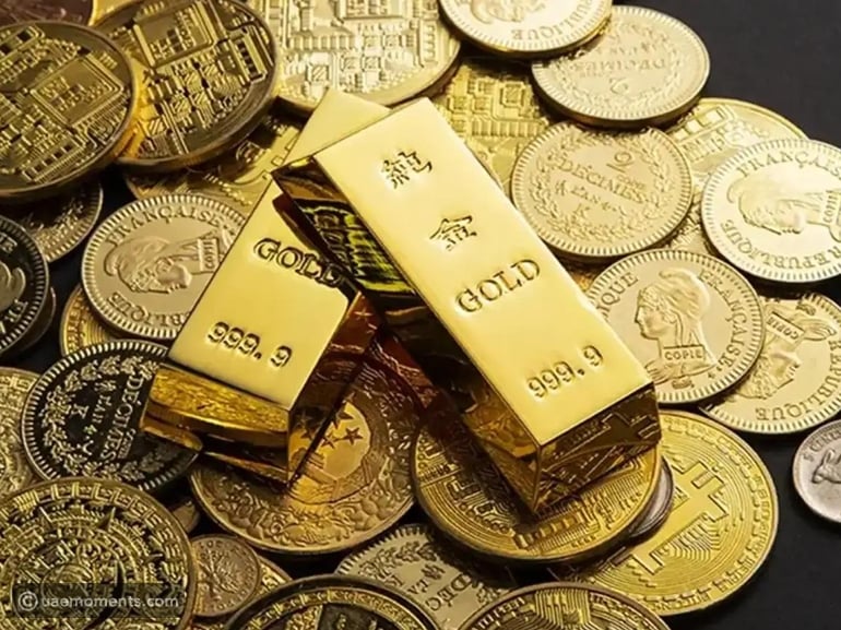 Gold drops, dollar spikes after Warsh Fed nomination