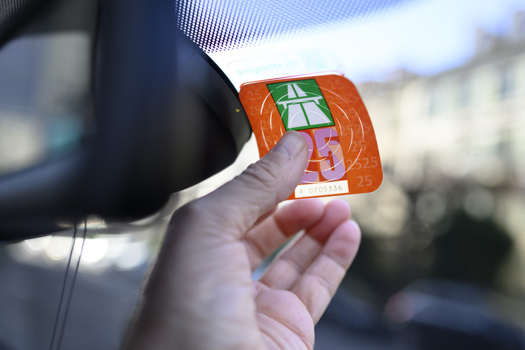 La vignette électronique met le site de la Confédération sous pression