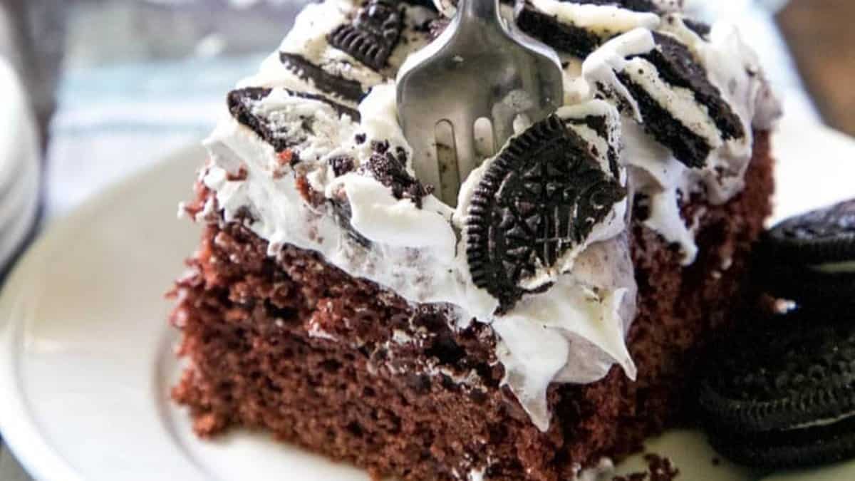 22 easy desserts made with a box of cake mix