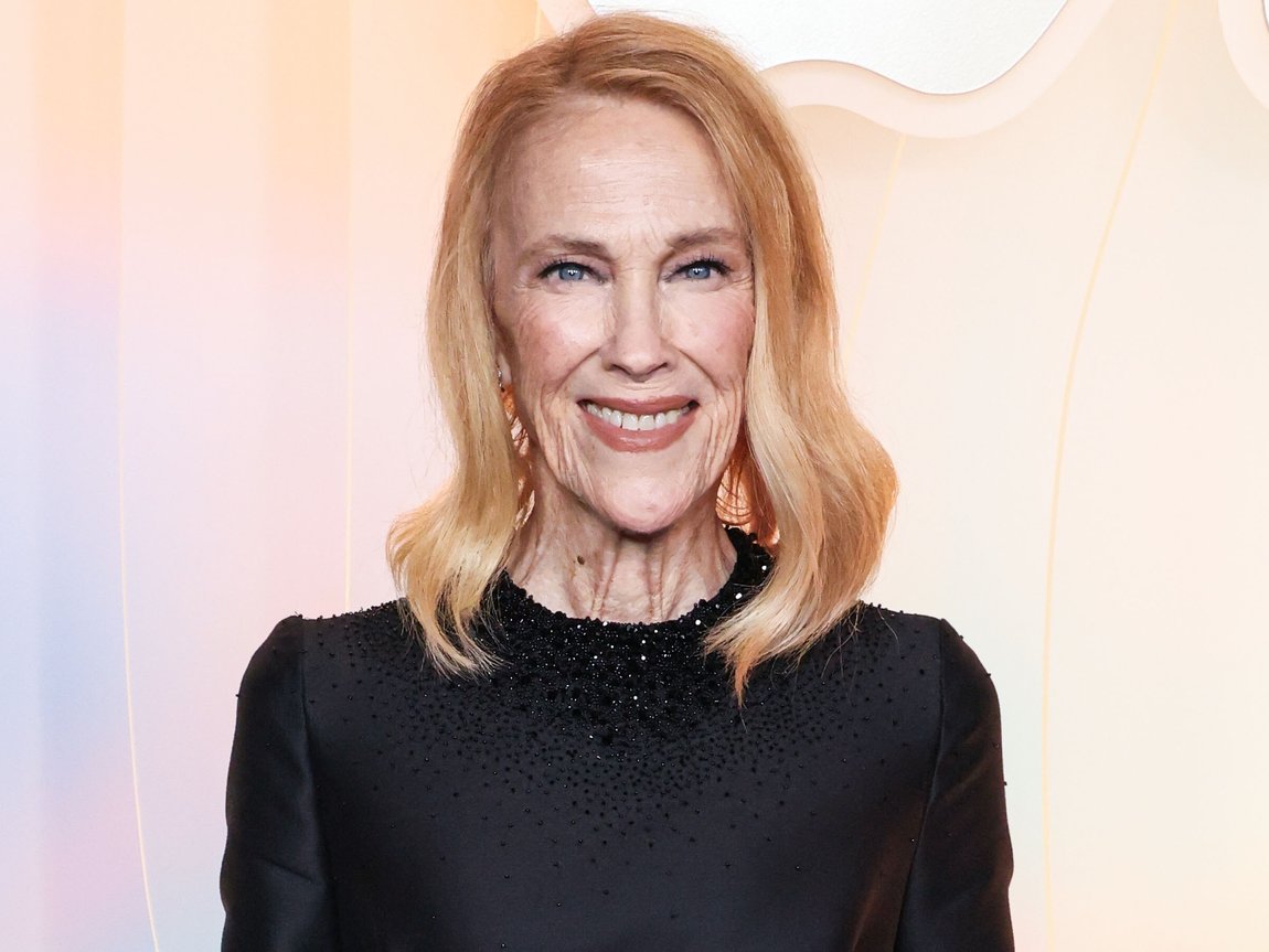 Mourning Catherine O'Hara: "Difficulty breathing" before her death