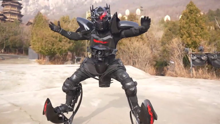 Meet China’s 'Iron Man' who delivers food in a homemade mecha suit: Video