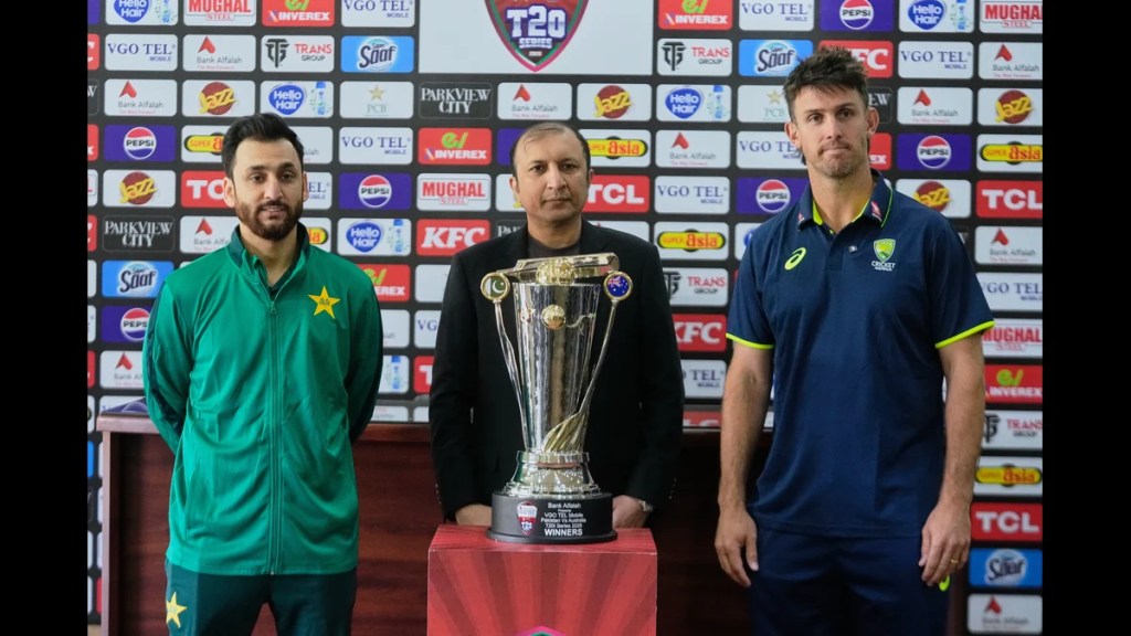 Pakistan vs Australia who won the toss today?– 3rd T20I toss update