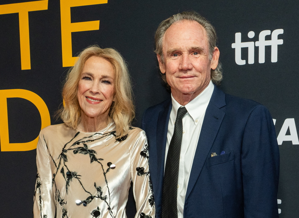 Mort de Catherine O’Hara : cette dernière apparition au bras de son ...