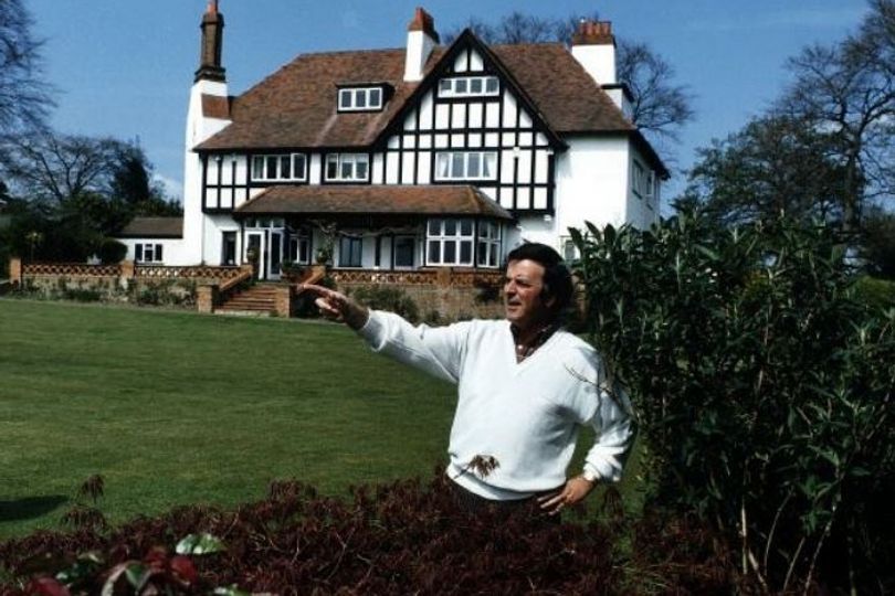 Inside Terry Wogan's £3.25m home still on the market 10 years after his ...