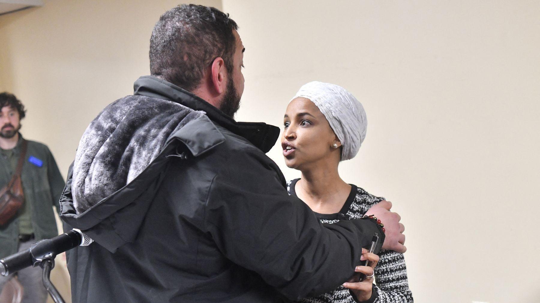 Minneapolis: A man arrested after spraying Democrat Ilhan Omar with an ...