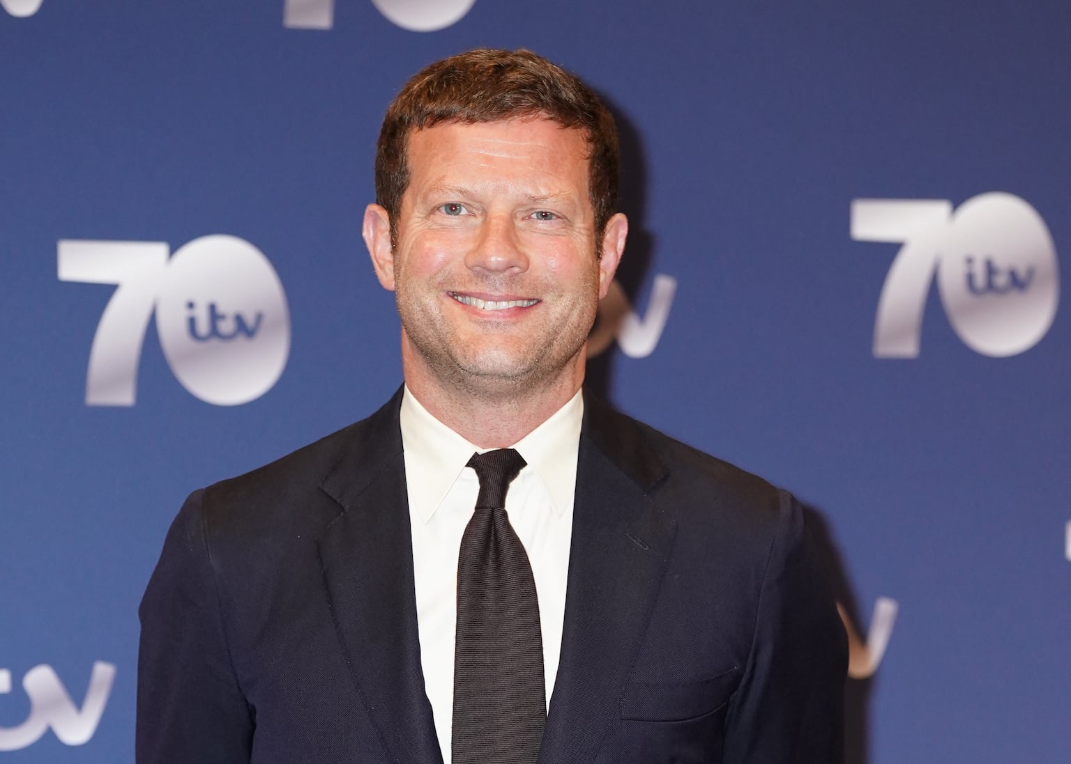 Dermot O’Leary plays tribute to Terry Wogan on 10th anniversary of his ...