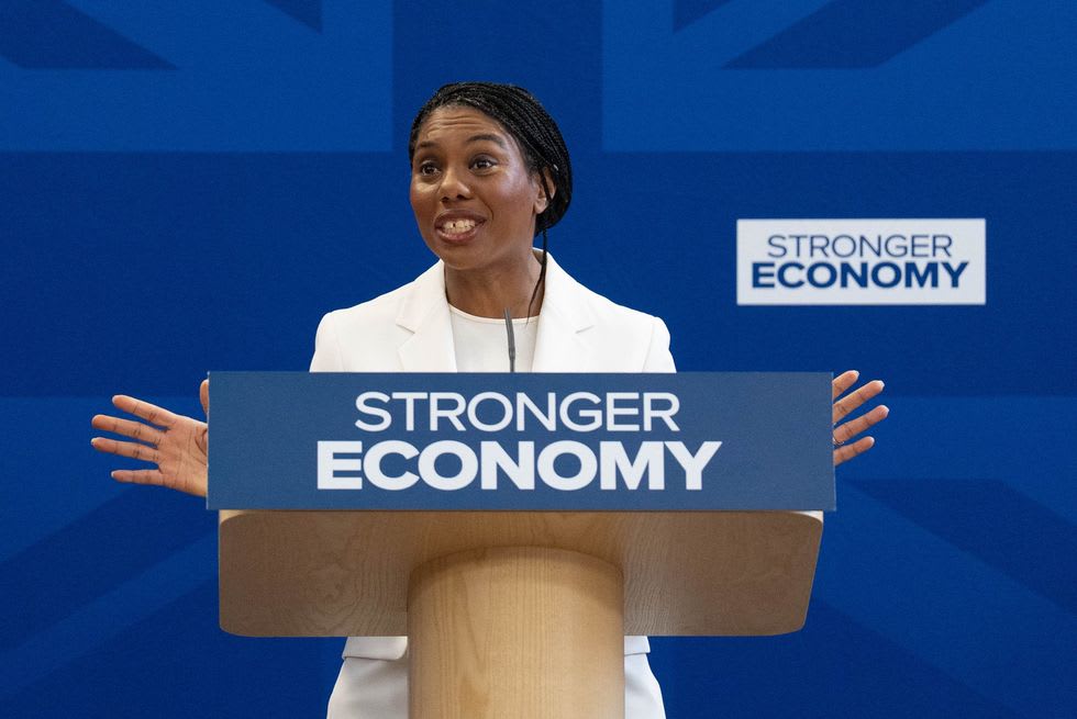 Tory grandee refuses to rule out Reform defection as clock ticks on ...