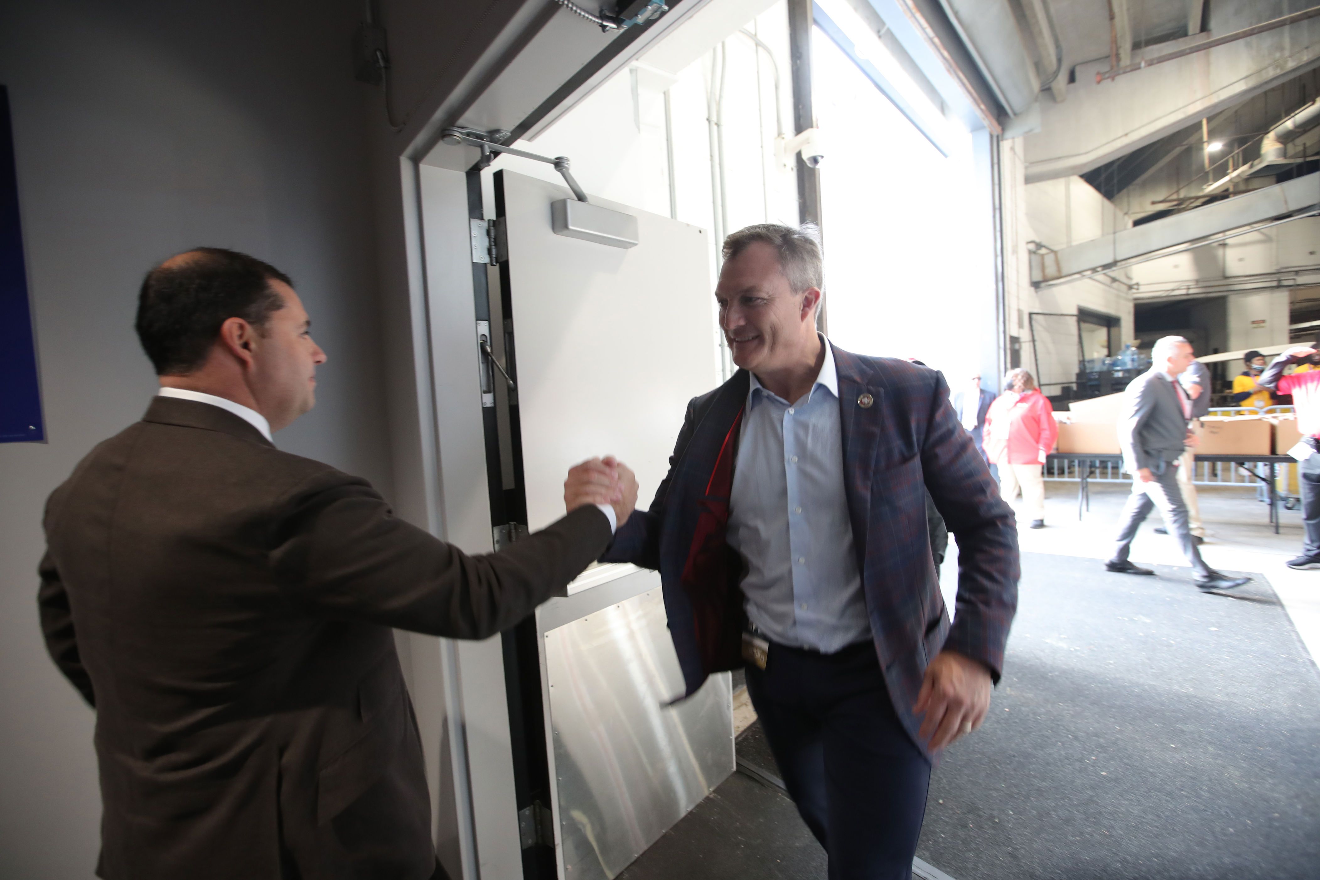 Golden nuggets: A rising tide (the NFL salary cap) lifts all boats (the ...