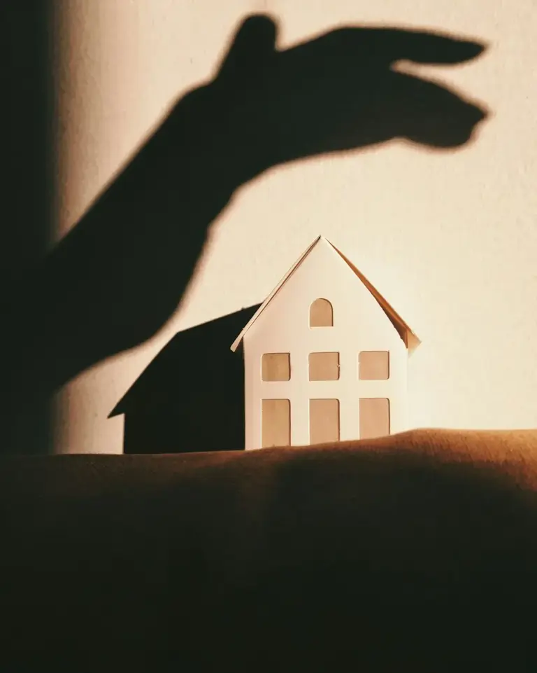8 home safety issues professional house sitters notice right away