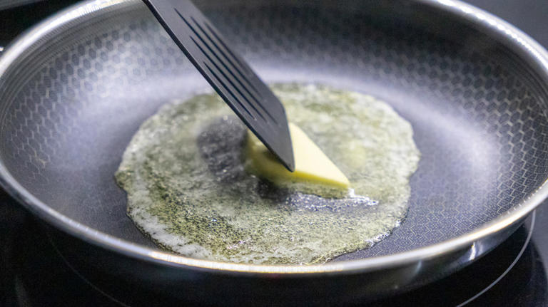 11 fried egg mistakes that are ruining your breakfast