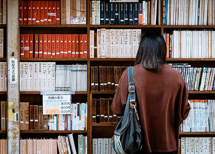 40 indicators that the person you’re talking to is super smart and ...