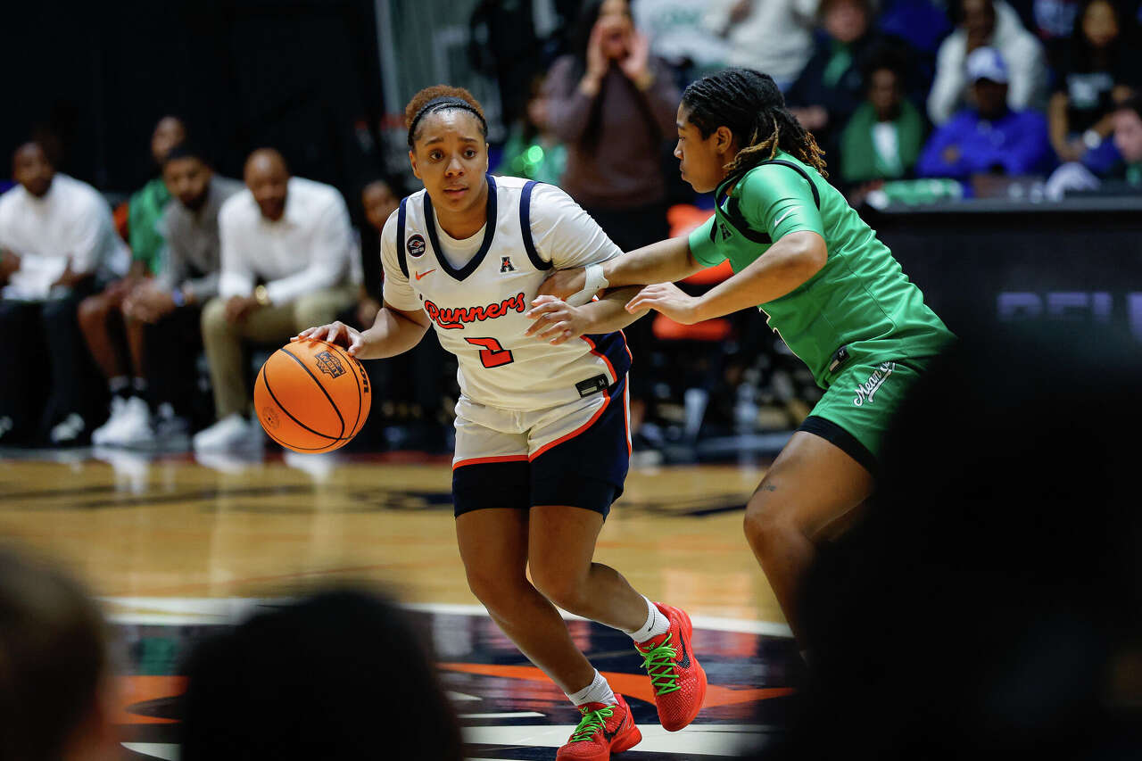 UTSA's late push falls short against unbeaten Rice