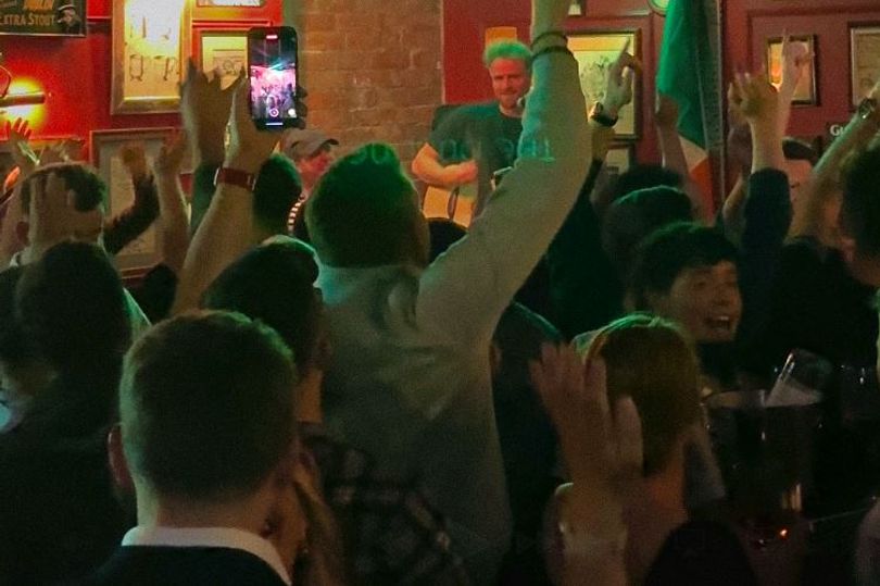 Popular Newcastle bar 'that's always packed' gets 10/10 rating from pub ...