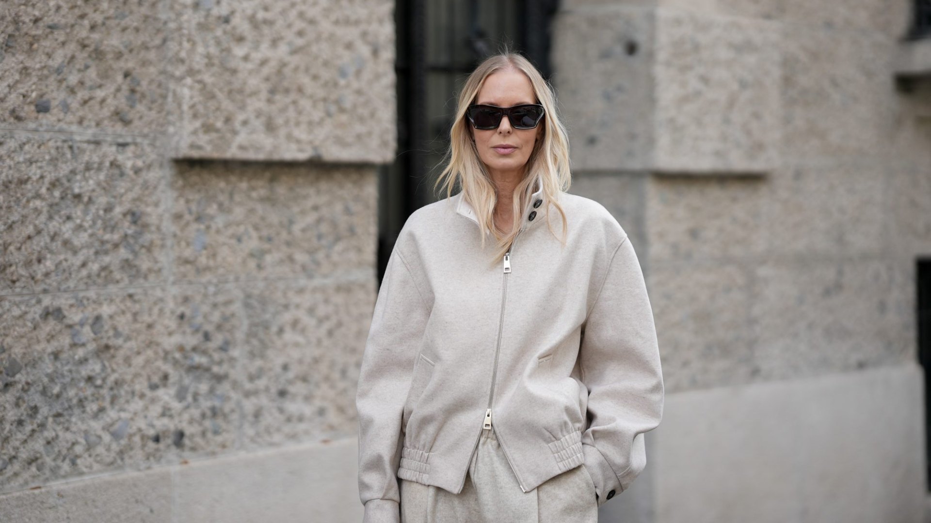 I'm always on the go: 14 comfy-chic outfit sets that make busy days ...