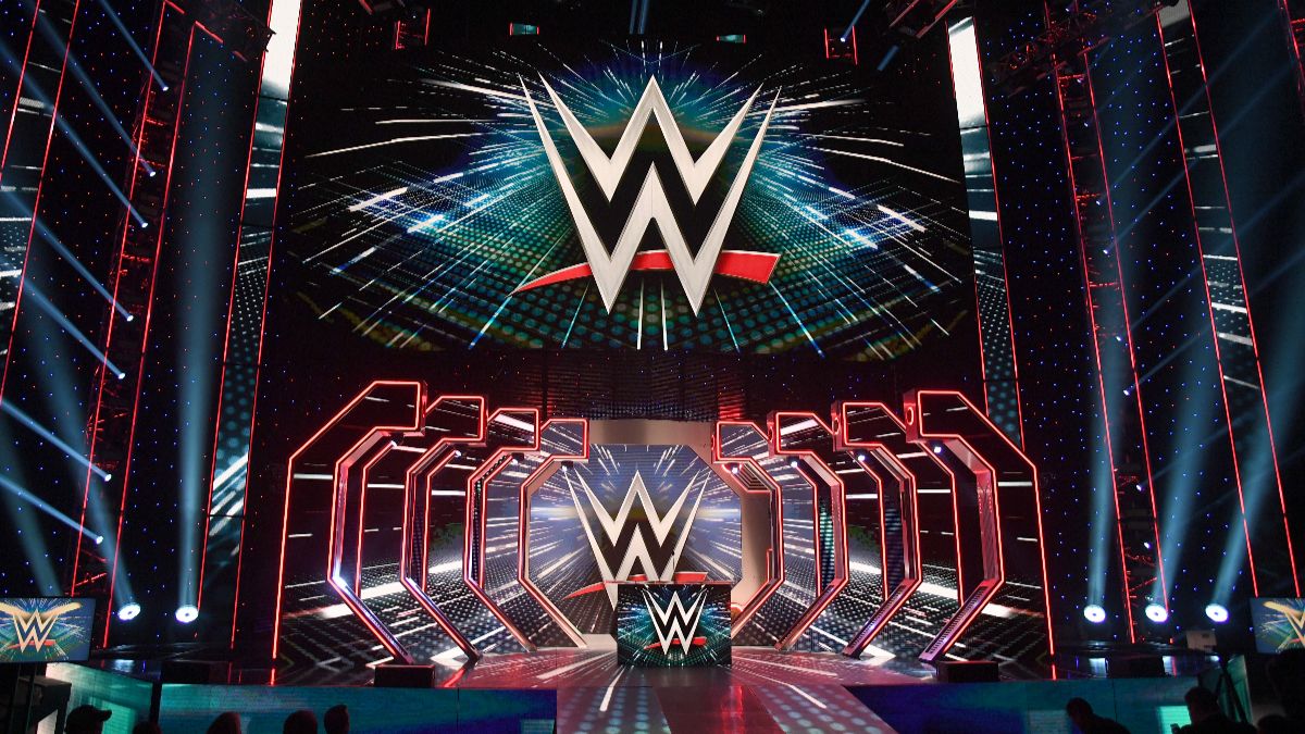 WWE legend announces surprise retirement news at Royal Rumble