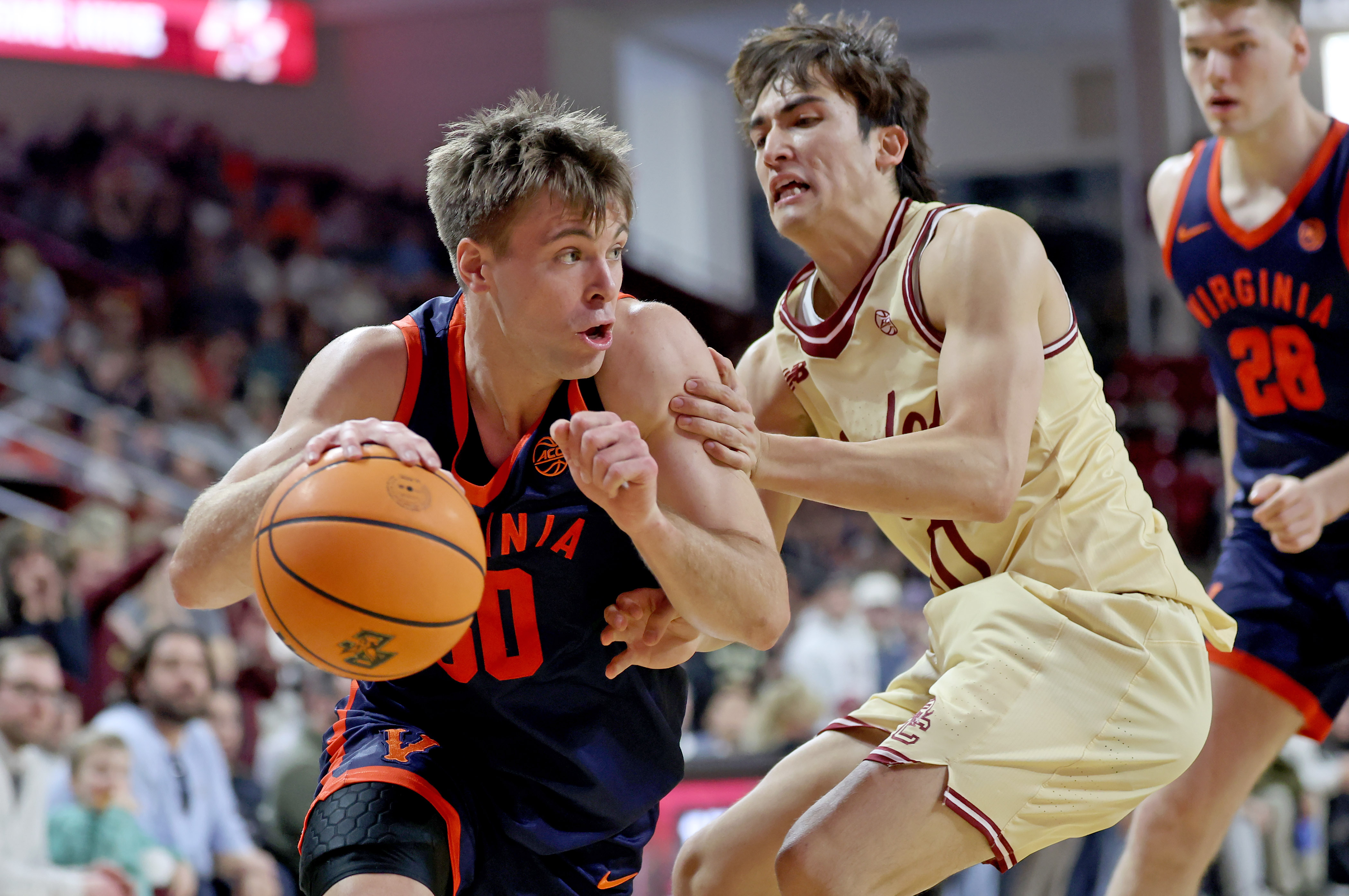 Thijs De Ridder's 17 points leads No. 17 Virginia past Boston College 73-66