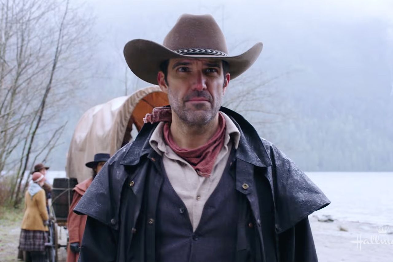 Bethany Joy Lenz and Benjamin Ayres are 'Building Hope' in Hallmark's ...