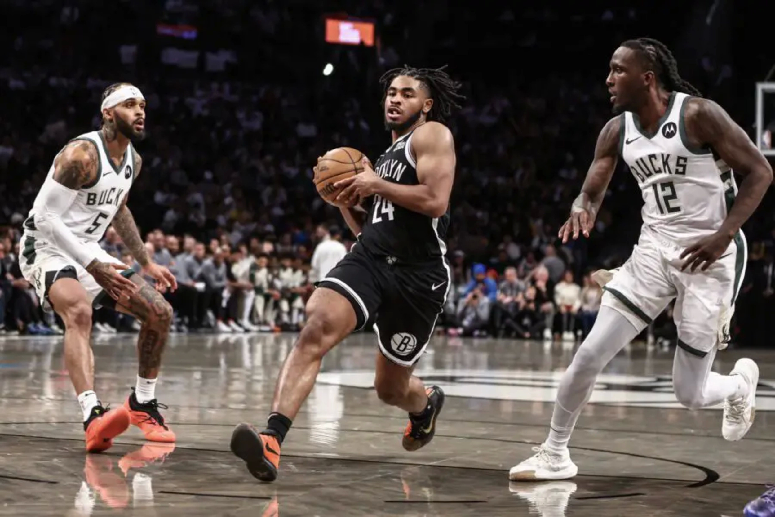 Bucks stock ticks up 2 spots in latest pre-All-Star power rankings