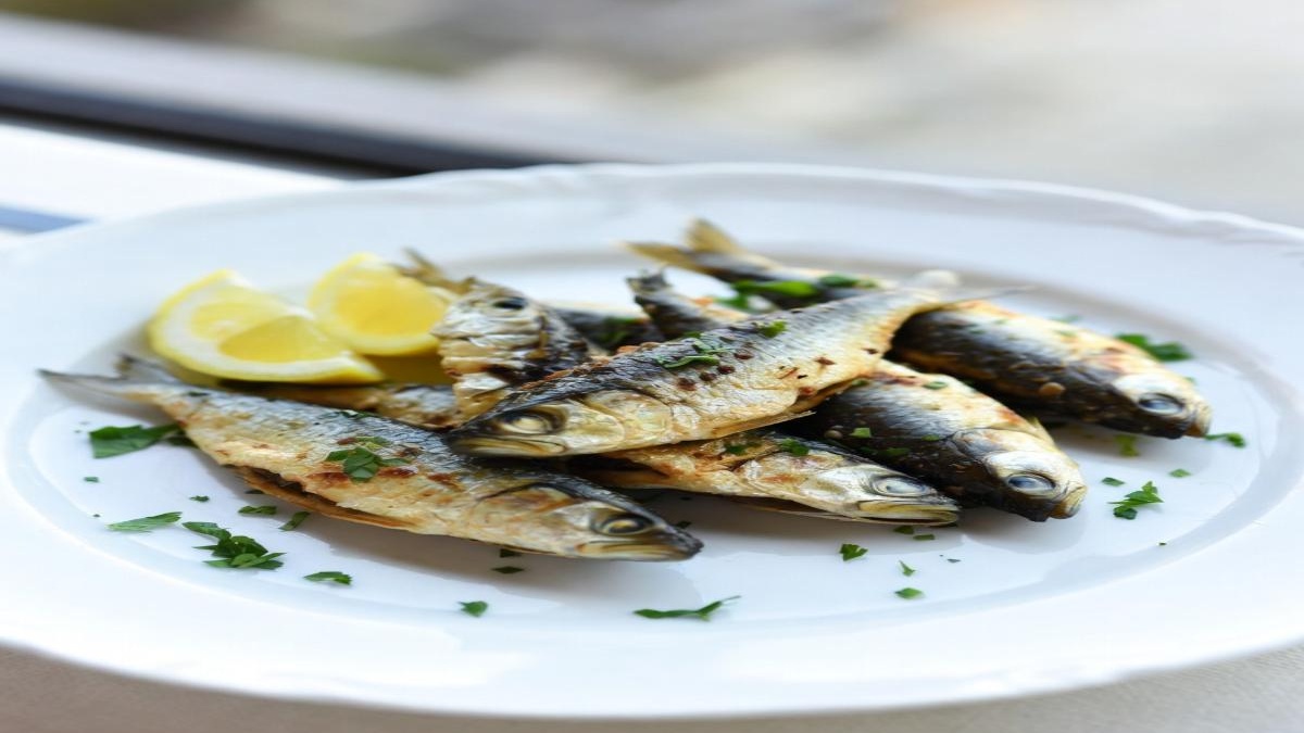 The truth about the sardine fasting trend taking over TikTok, according ...