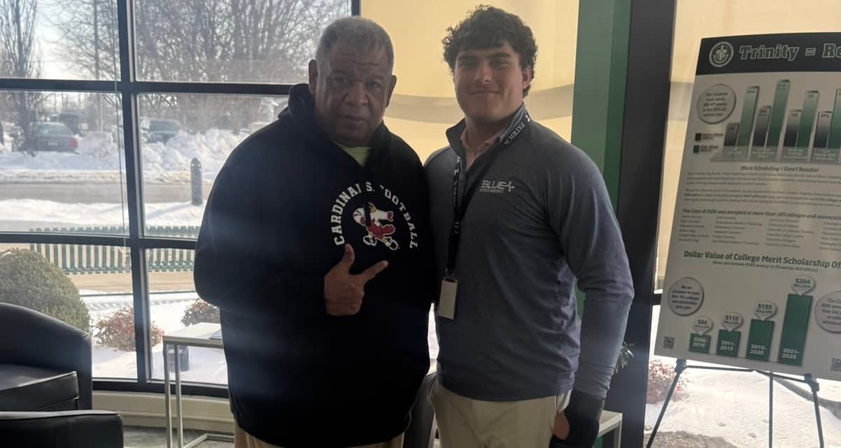 Local defensive lineman Sebastian Blue commits to Louisville