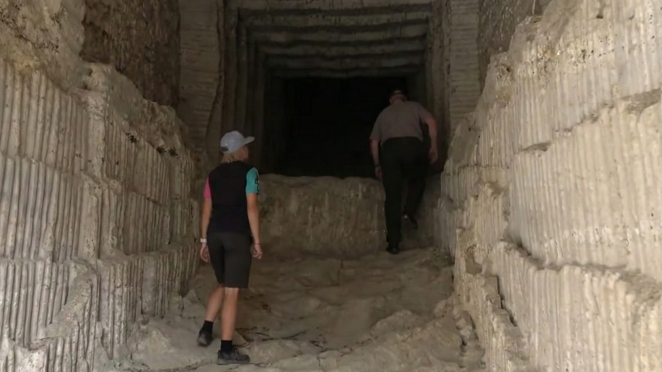 There’s a secret chamber hidden behind Lincoln’s head