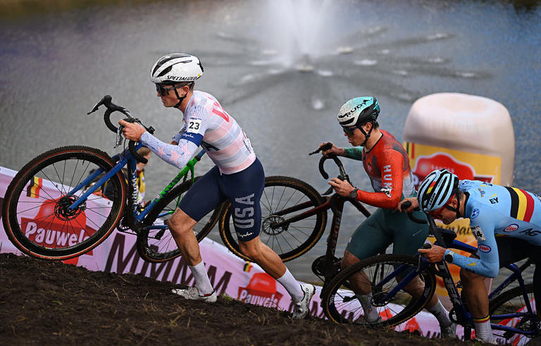 Cyclo-cross World Championships: Aaron Dockx scores under-23 men's gold ...
