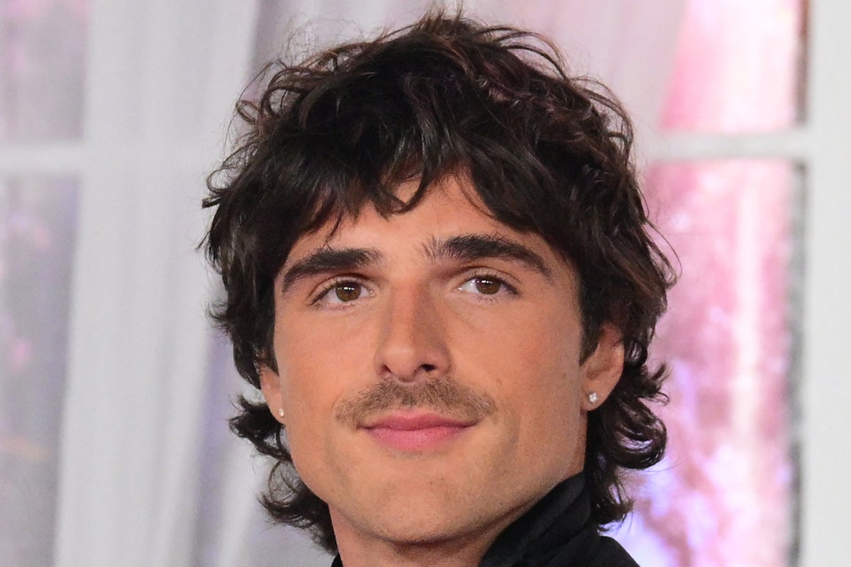 Jacob Elordi hospitalized after freak Wuthering Heights accident