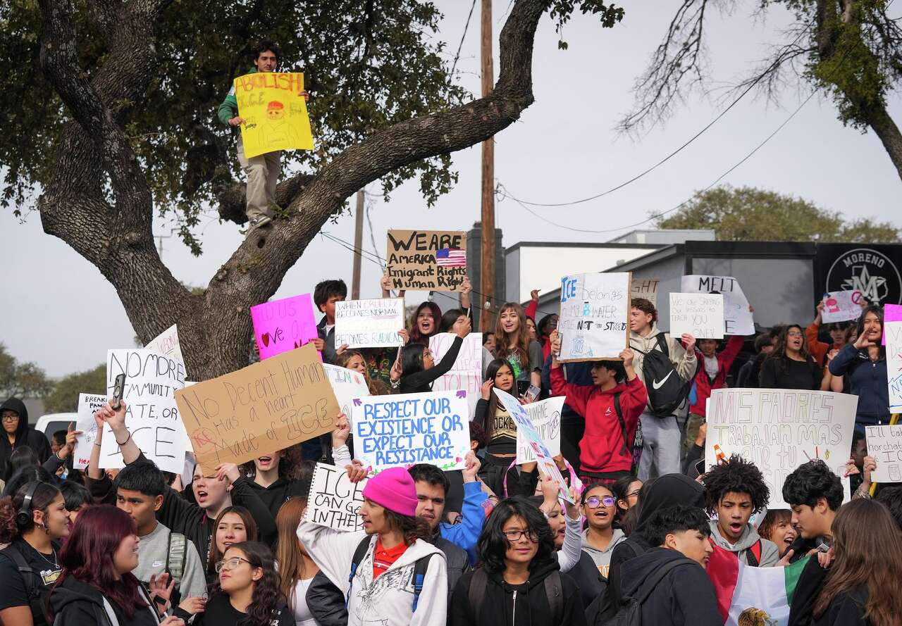 After Austin ISD student protests over ICE, Gov. Abbott calls for ...