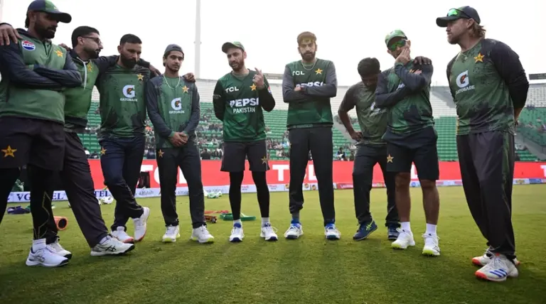 Gaddafi Stadium witnesses Pakistan’s dominant 90-run win over Australia