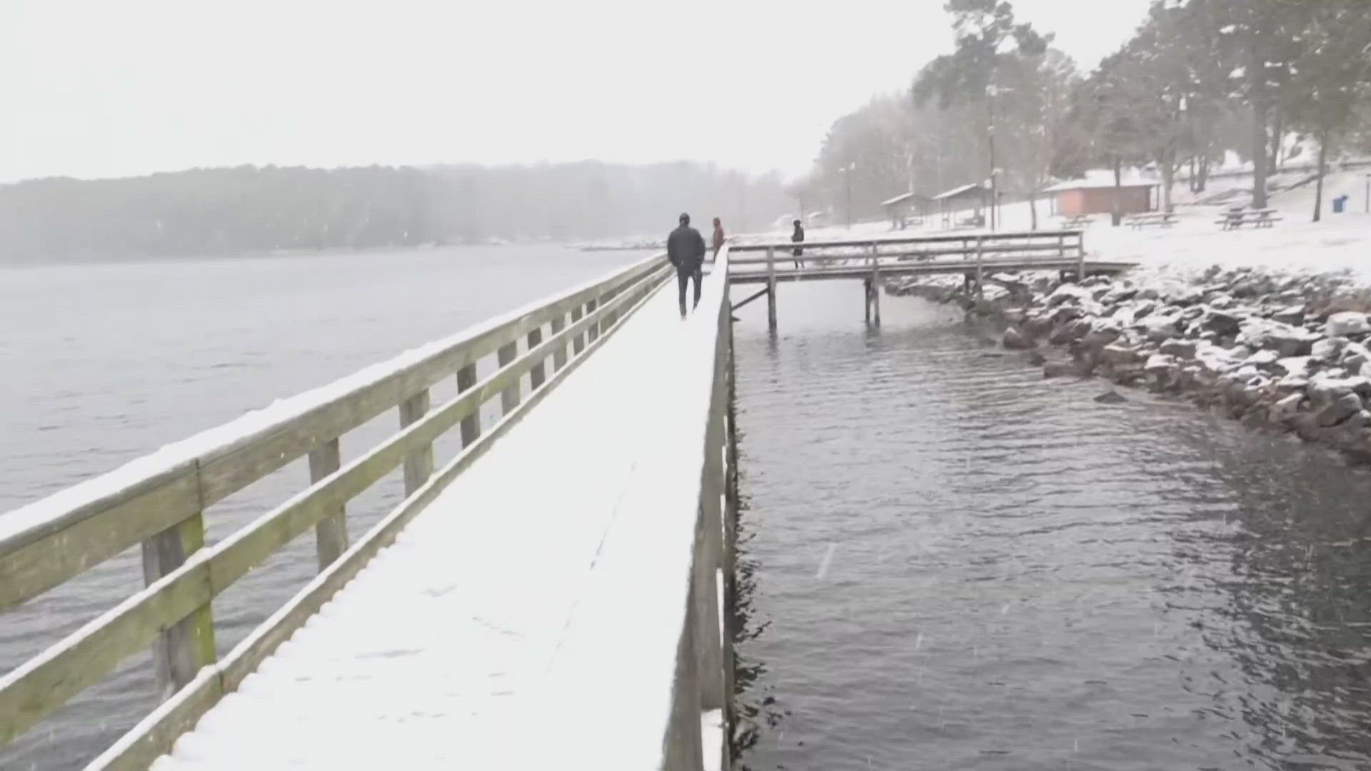 Snow falls around Lake Murray