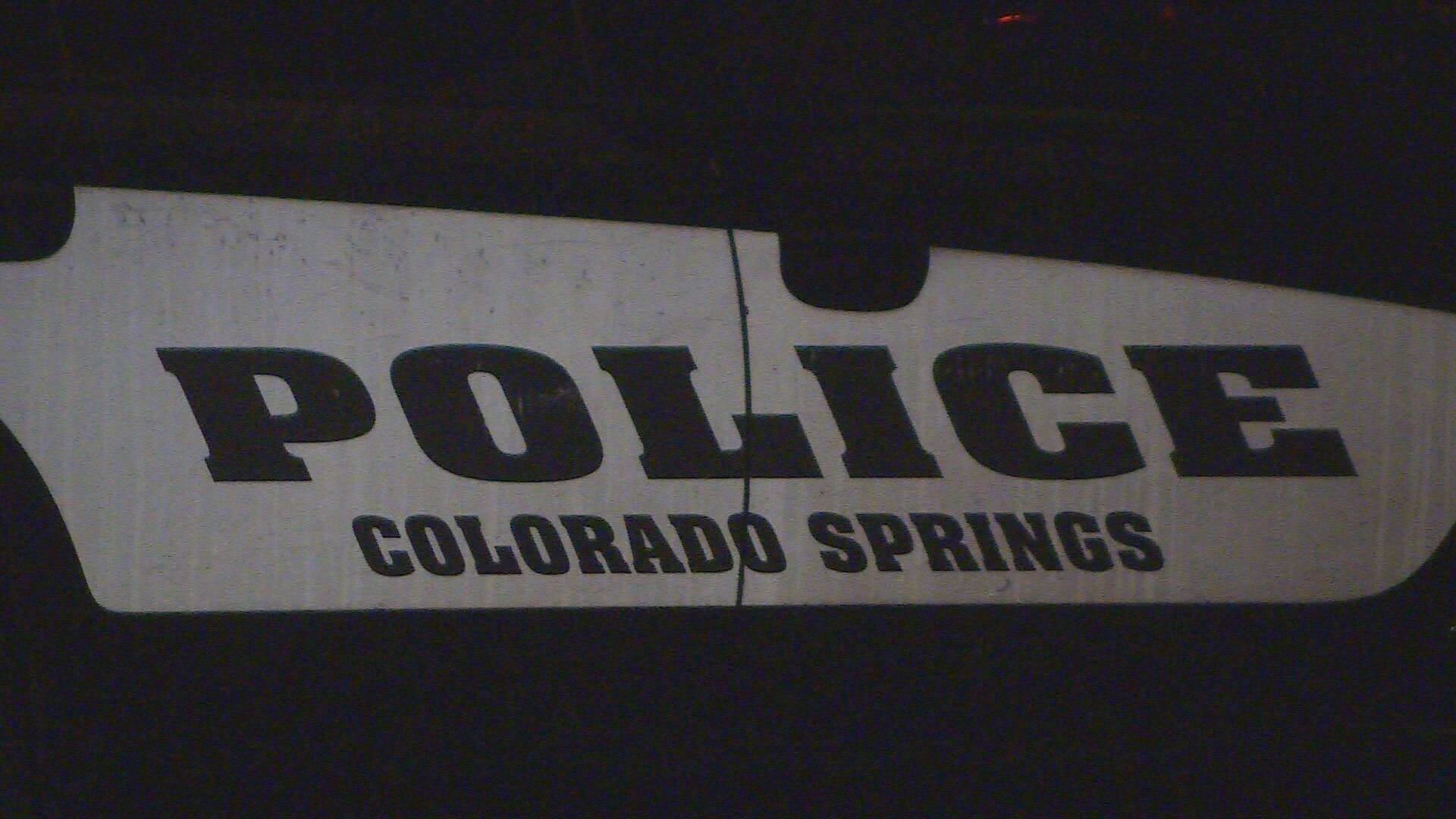 Crash shuts down southbound traffic on Academy Boulevard
