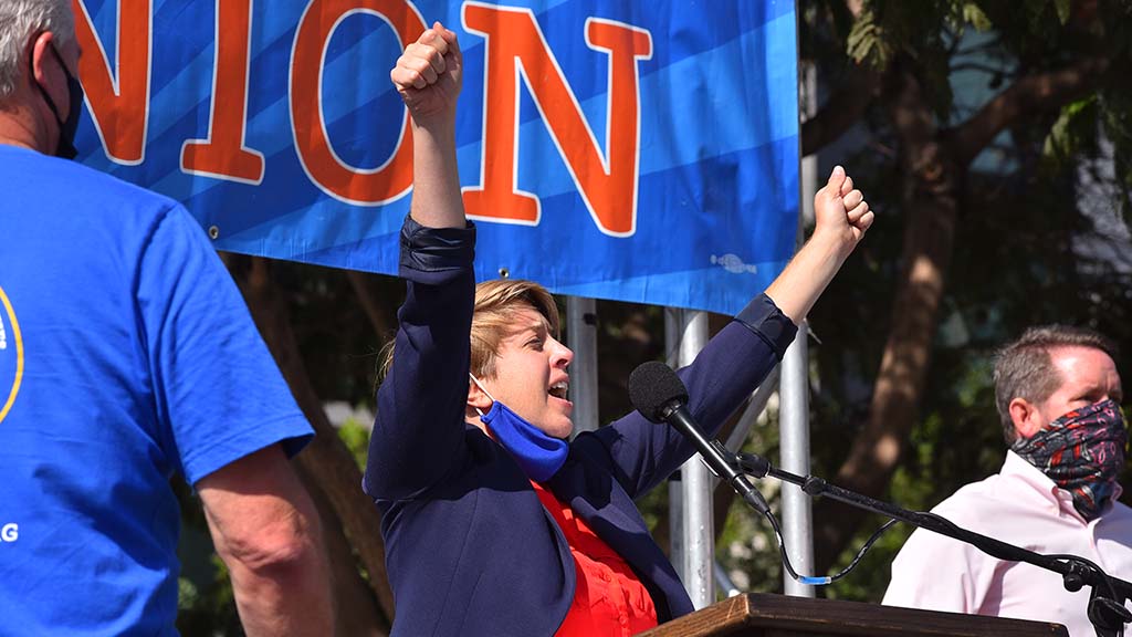 Councilwoman speaks out against antisemitism, seeks to expand history ...