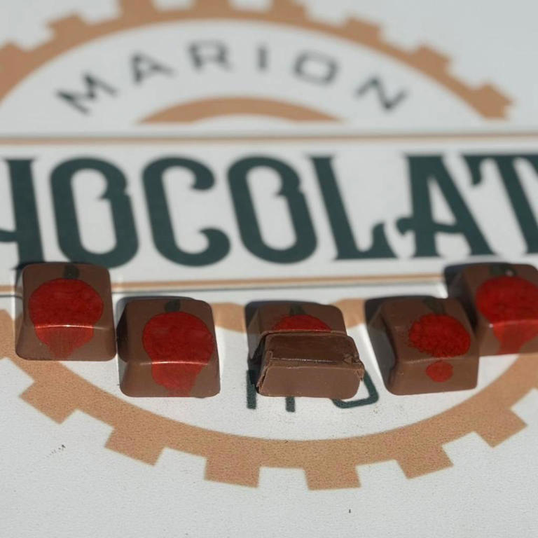 The can't-miss chocolate shop in Iowa for an unforgettable sweet treat