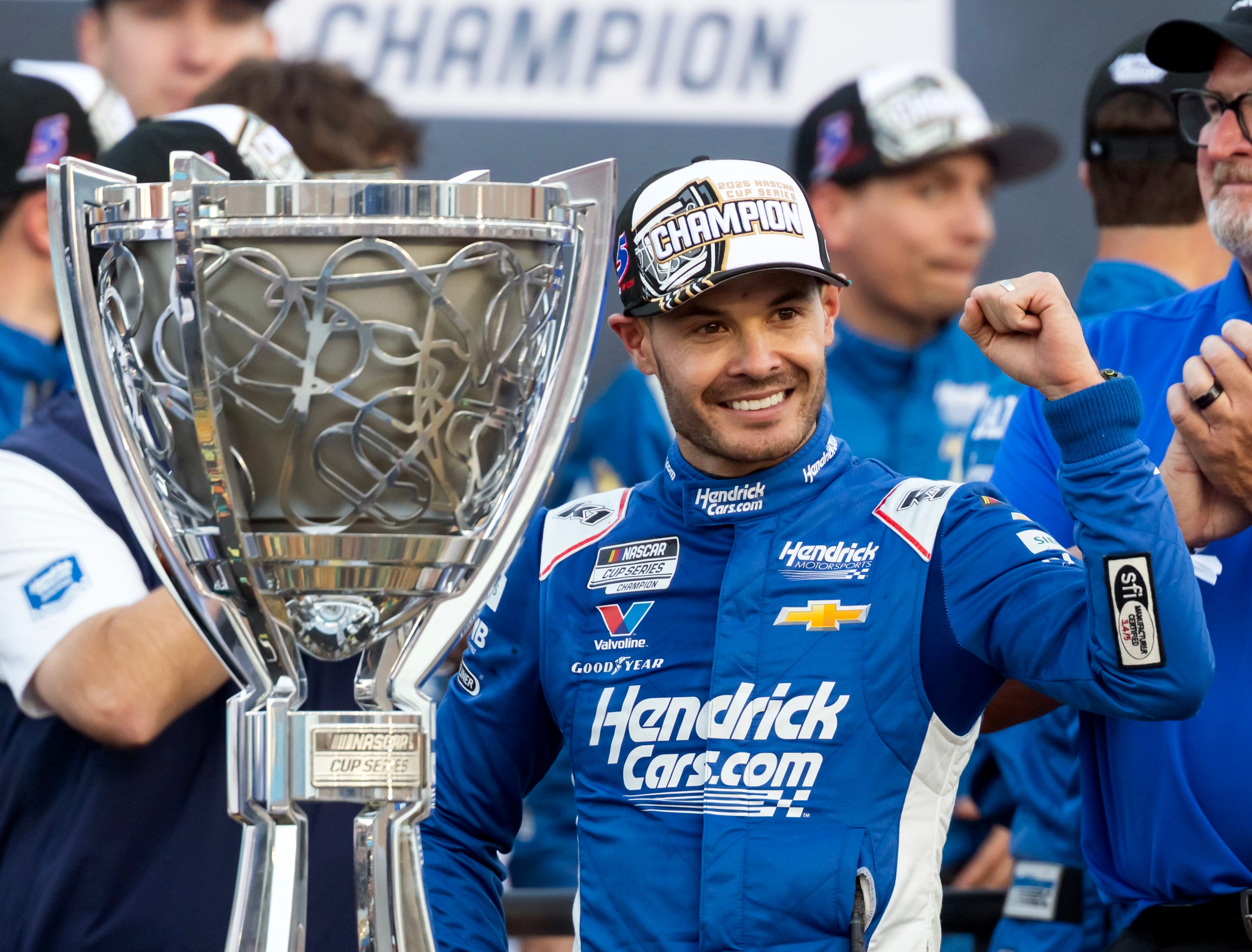 Kyle Larson reacts to new 'champion' patch on NASCAR suit for 2026