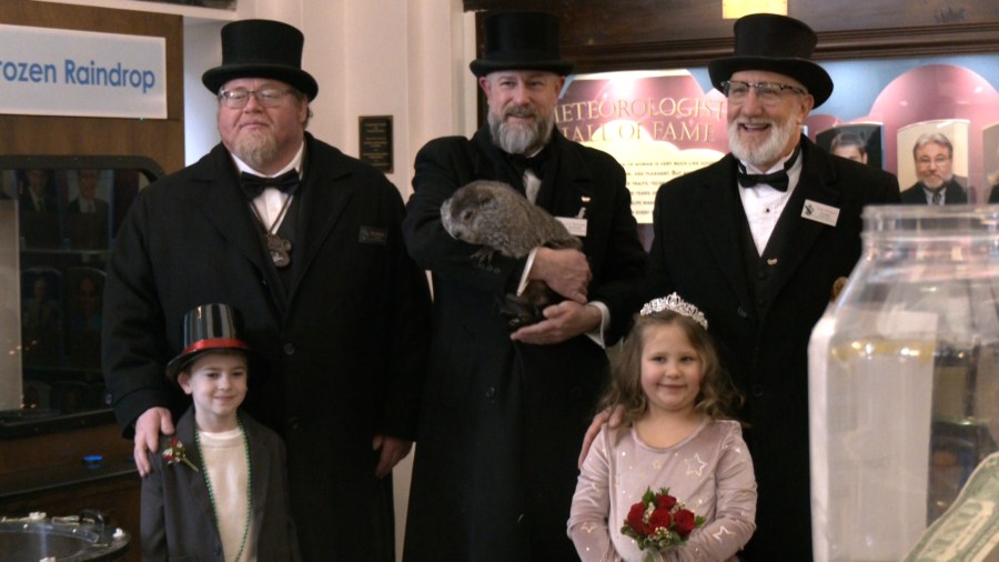 Mr. and Miss Groundhog crowned ahead of Groundhog Day