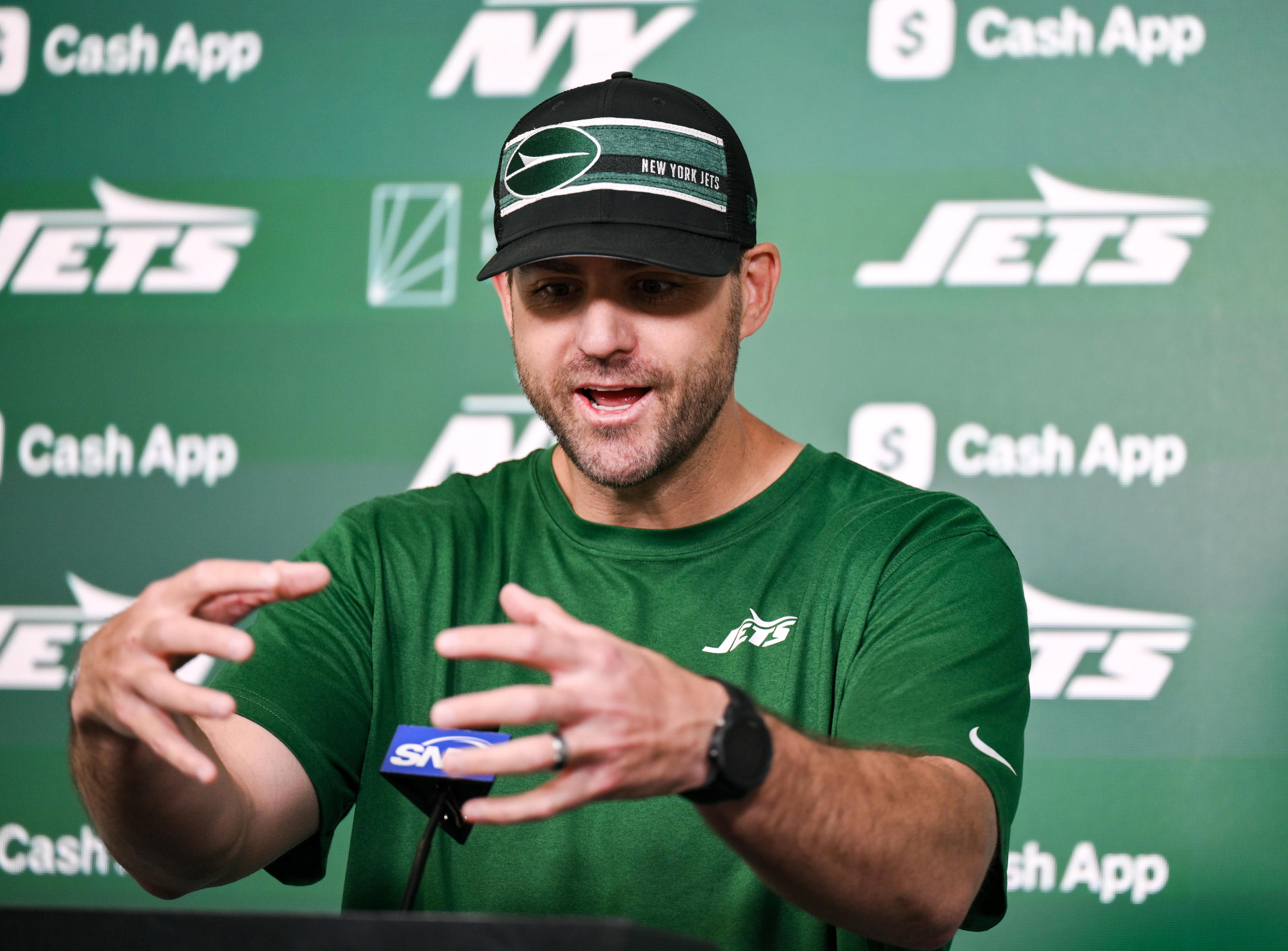 Falcons hiring former Jets OC as passing-game coordinator