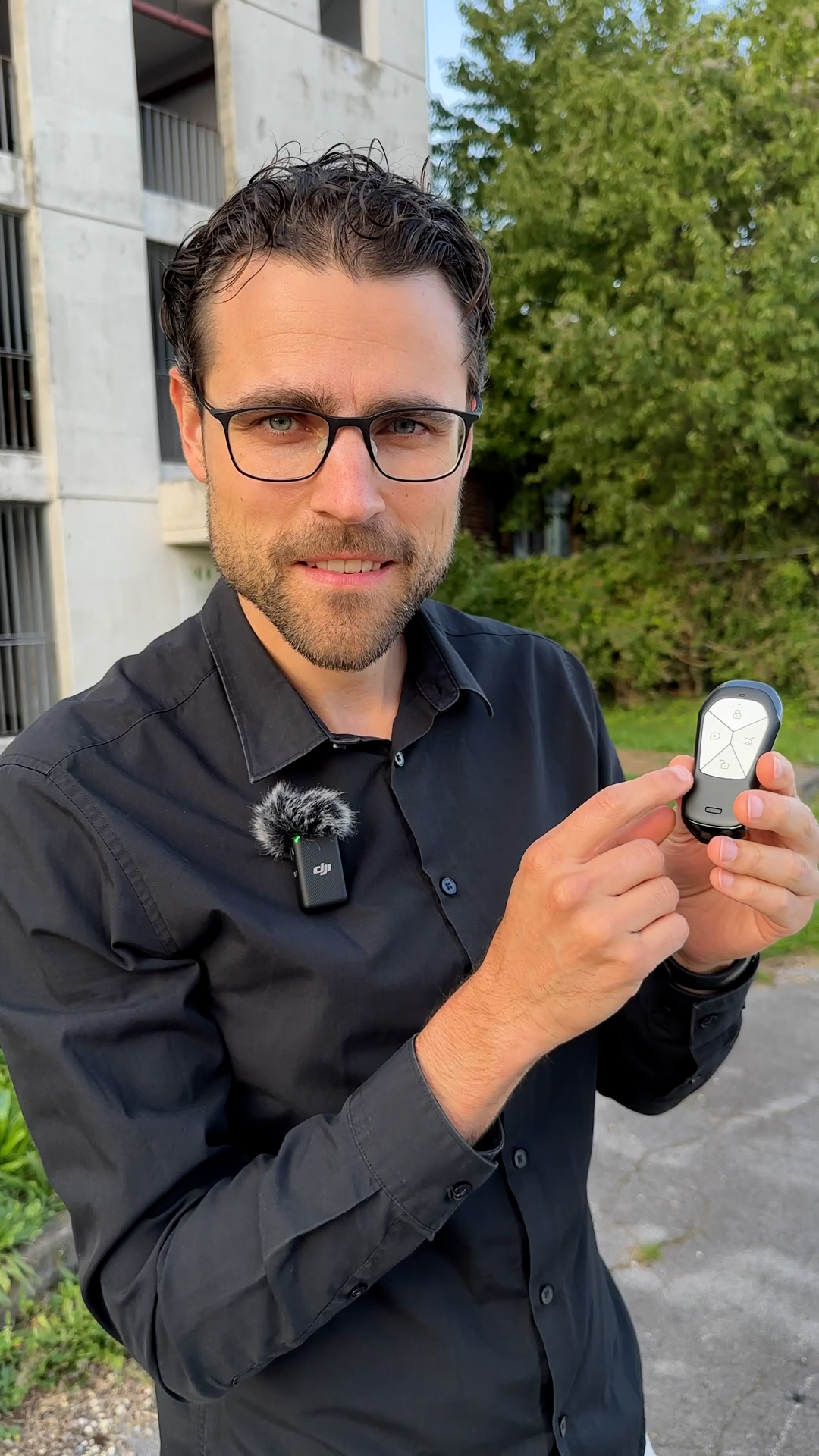 How practical is opening the G9 charging flap using the key fob?