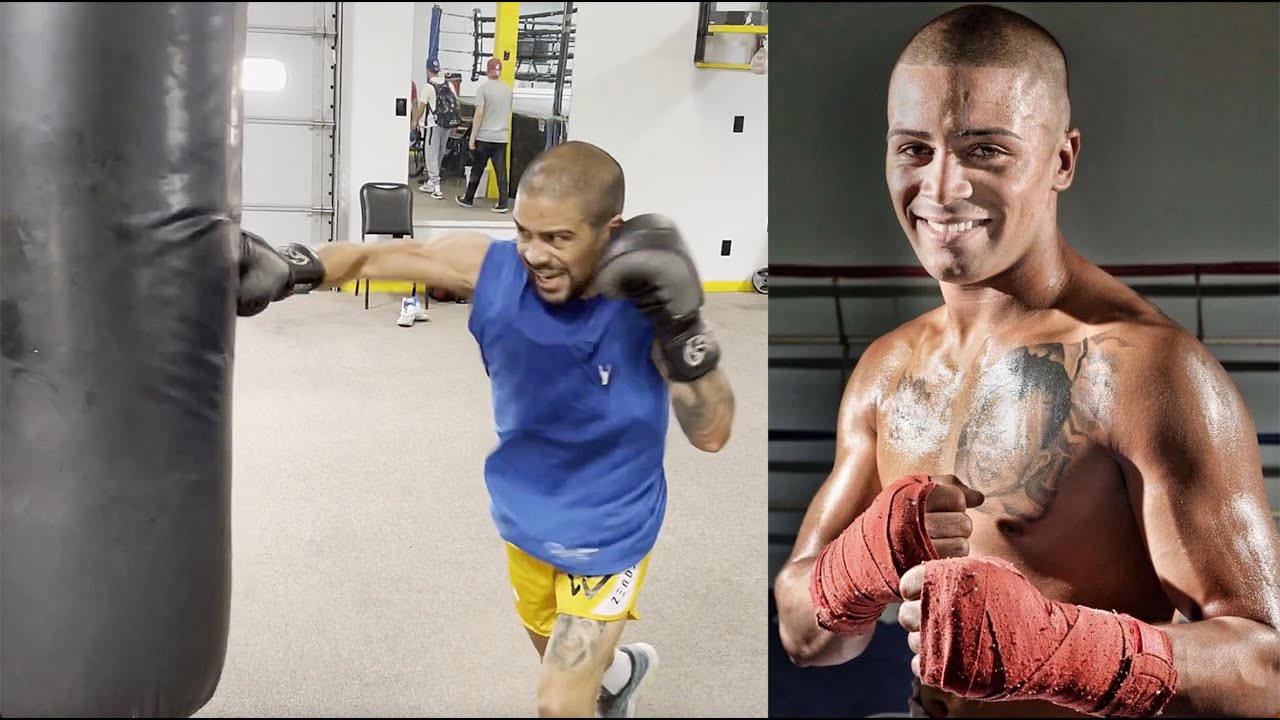 Wilfredo Vazquez Jr exhibiting crushing punching power on heavy bag at ...