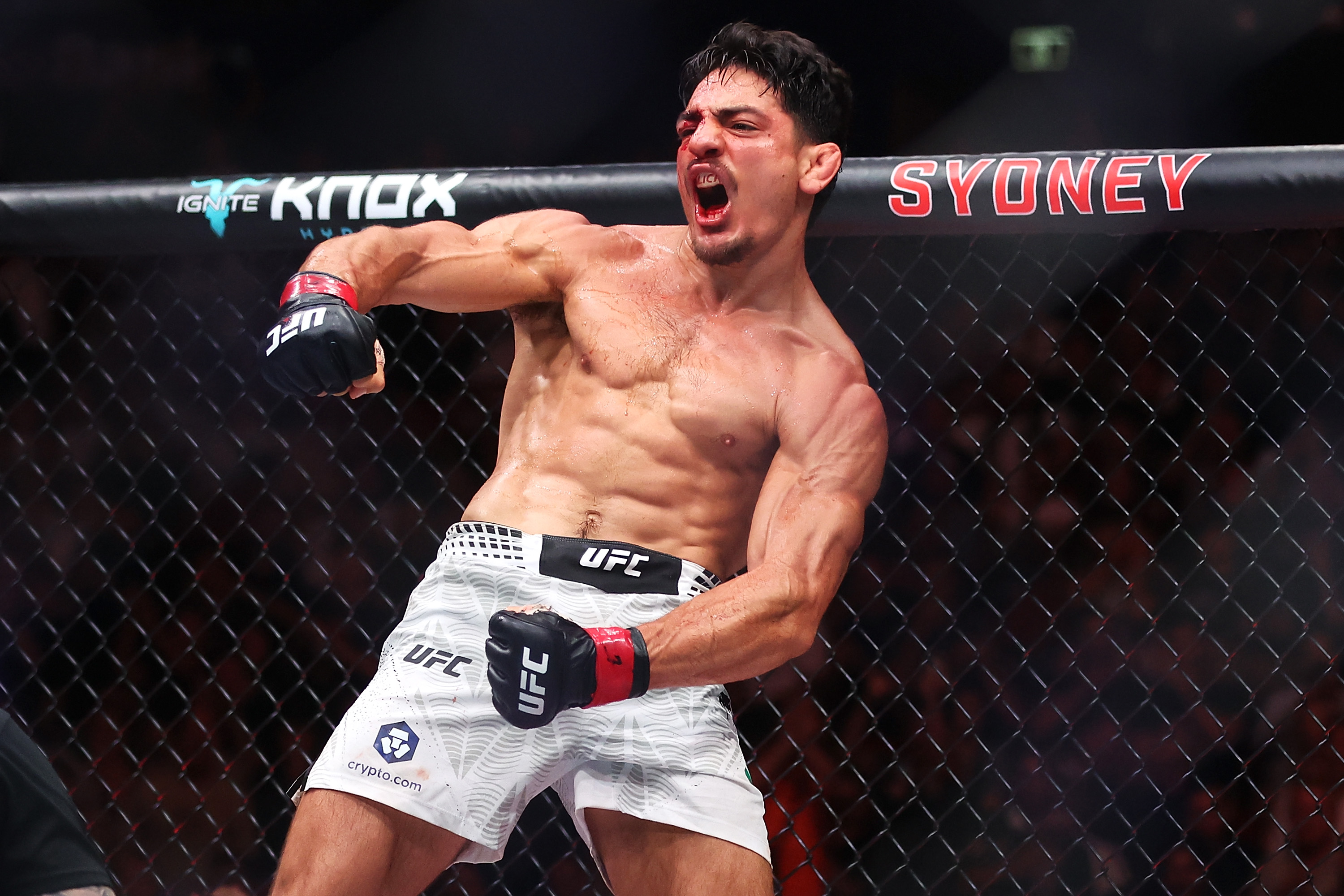 UFC 325 video: Jonathan Micallef puts Oban Elliott to sleep with nasty ...