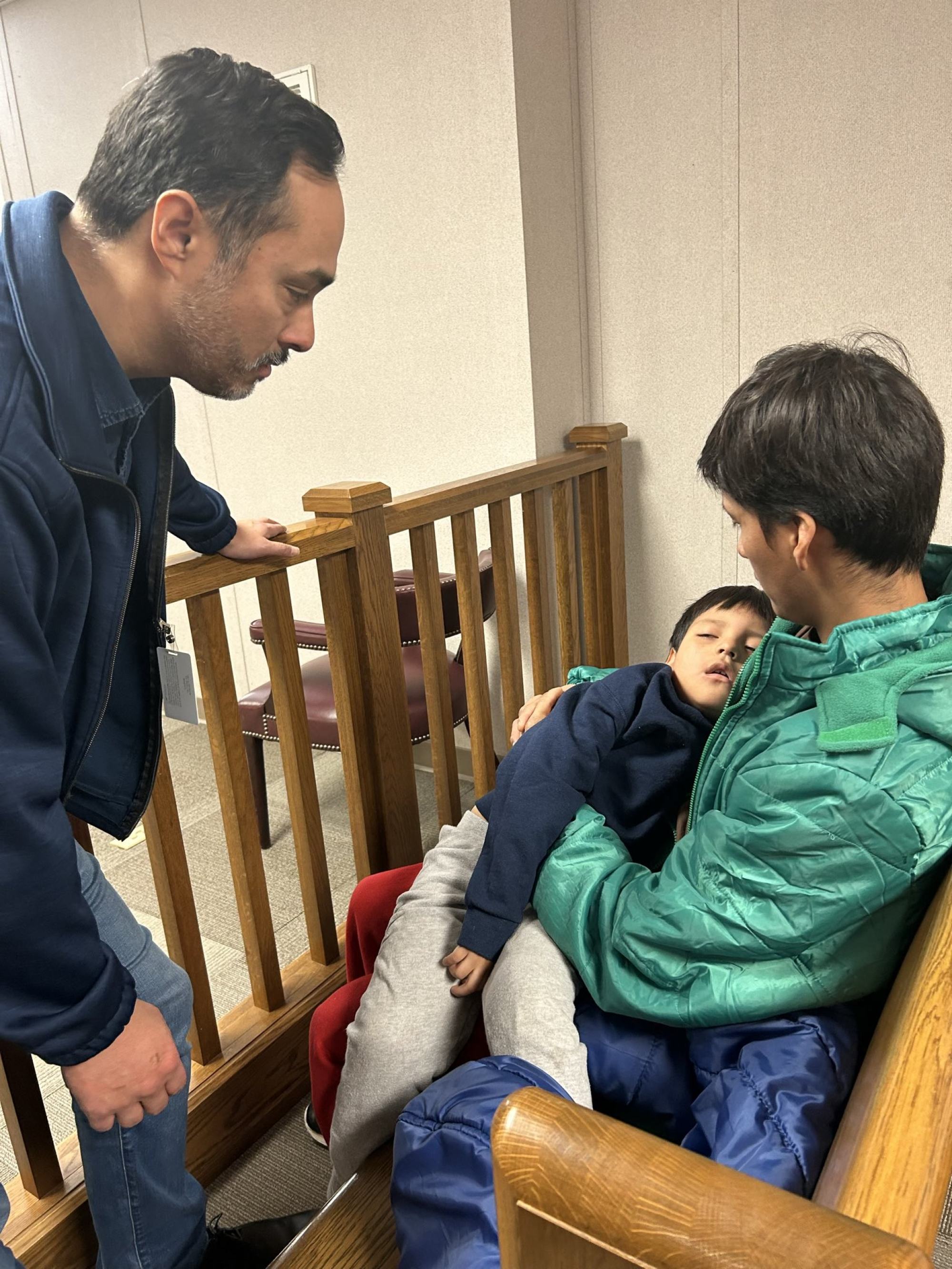 US must release 5-year-old 'bunny hat boy' detained by ICE, judge orders