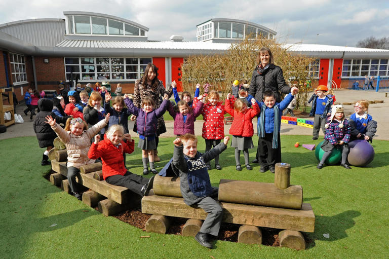 Never-before-seen-online pictures of Highfield St Matthew's pupils in 2013