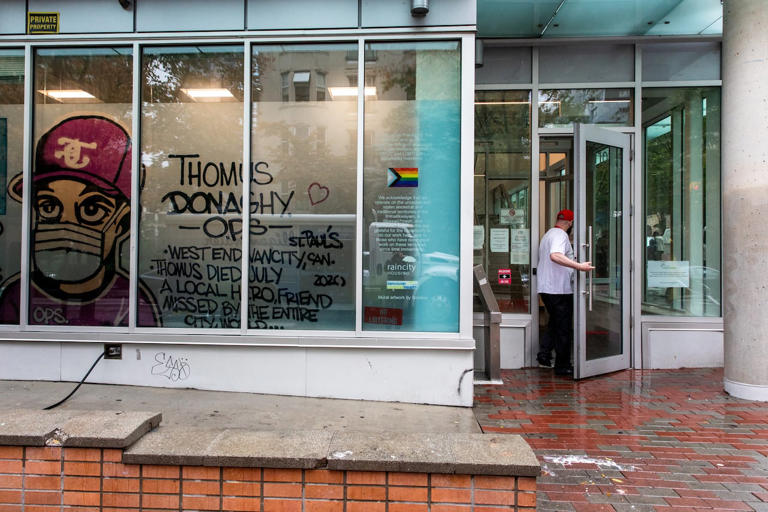 Overdose prevention site in downtown Vancouver gets new location — with ...