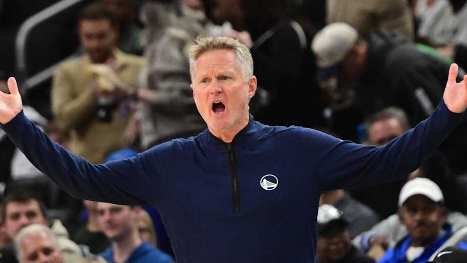 Warriors hit with double gut-punch in first major trade of deadline week