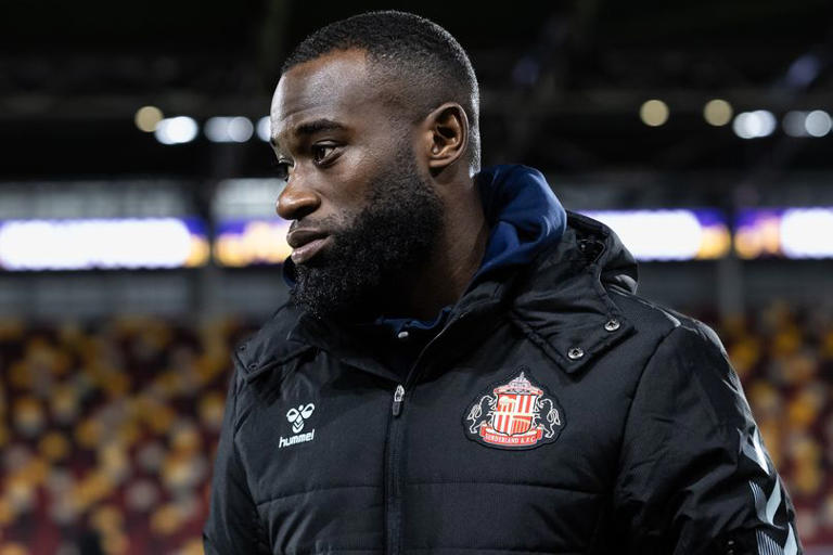 Lutsharel Geertruida options emerge as Curtis Jones could still play ...