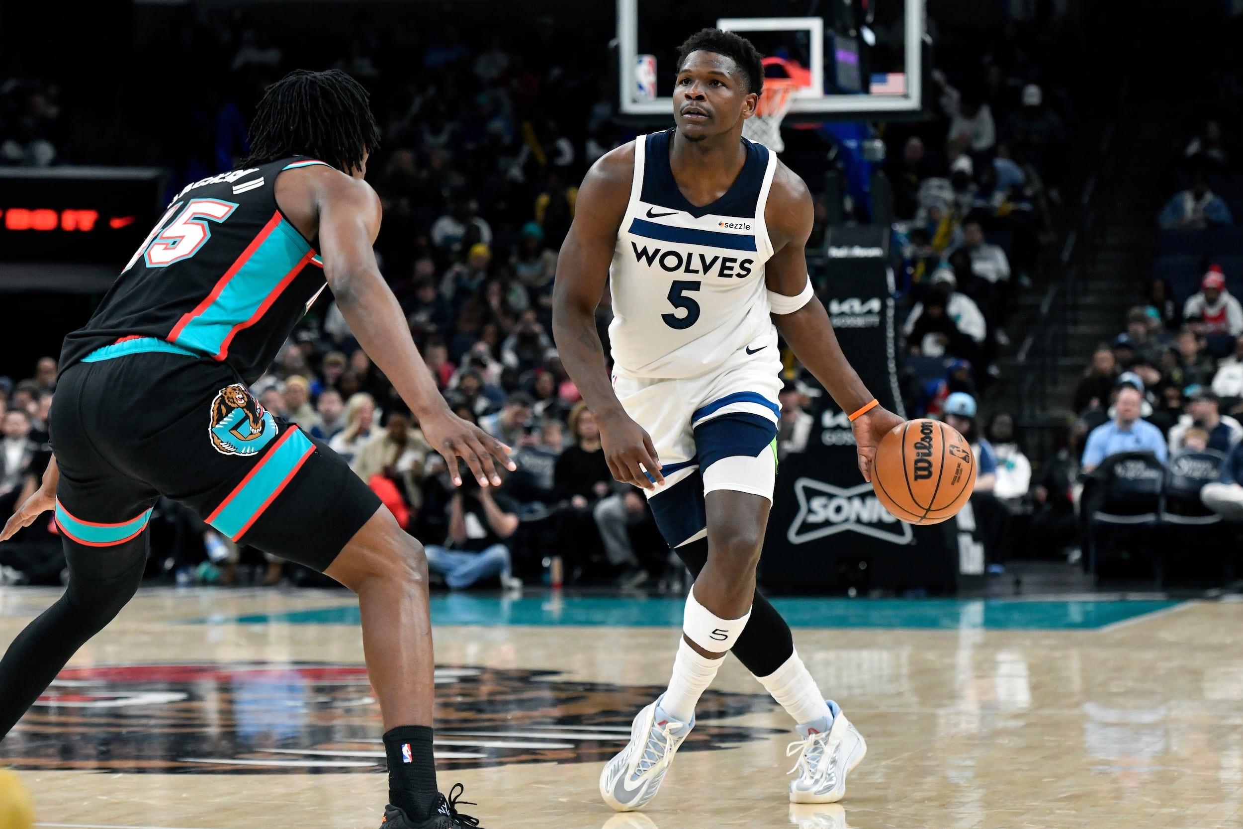 NBA: Timberwolves turn back Grizzlies, win 4th game in a row