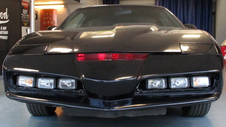 Every Pontiac car with pop-up headlights