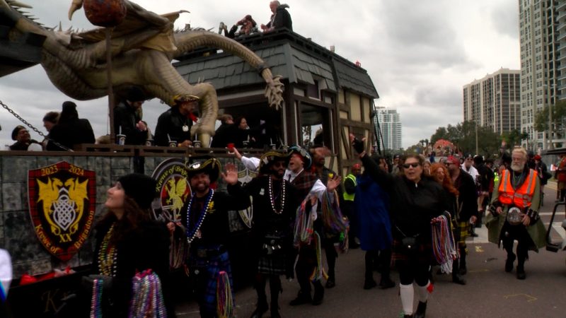 Pirates brave cold, rain, and wind for Gasparilla 2026
