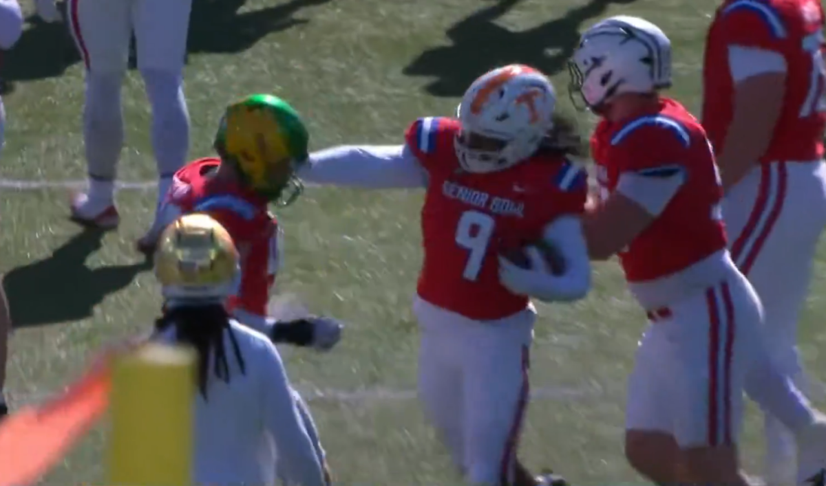 Former Vol throws punch at Senior Bowl after taking a cheap shot from ...