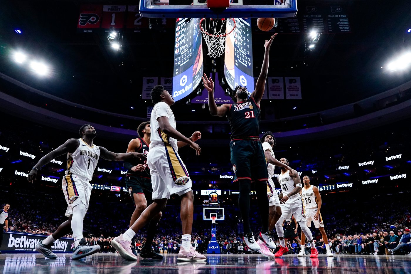 Joel Embiid's 40 points lead 76ers to victory over Pelicans after Paul ...