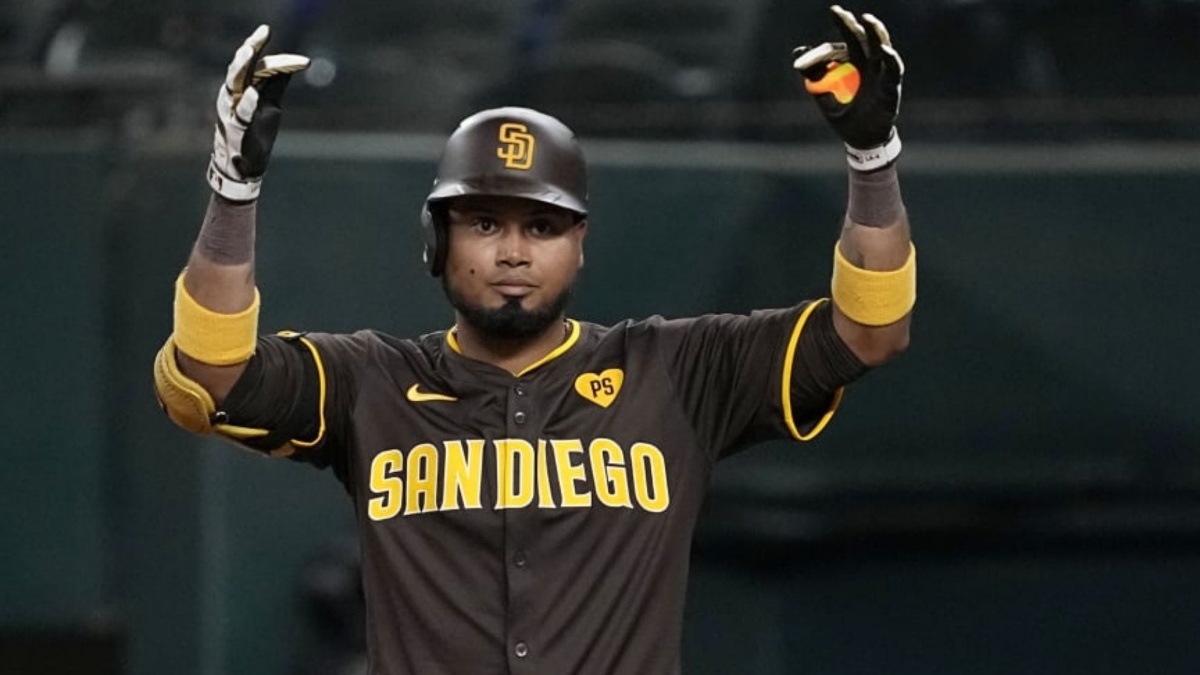 MLB: Luis Arrez firma contrato con rival divisional de los Padres de ...